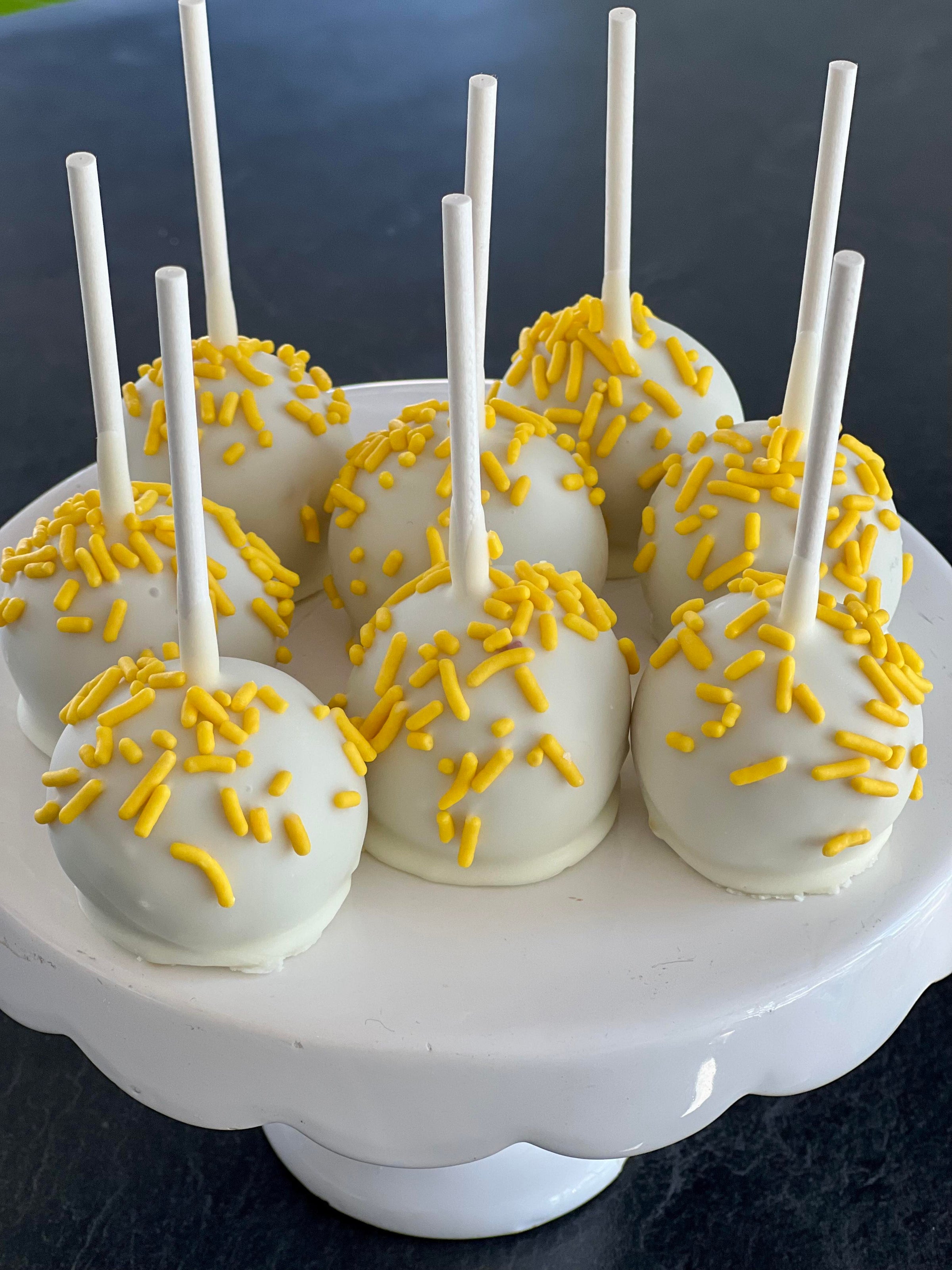 yellow cake pops