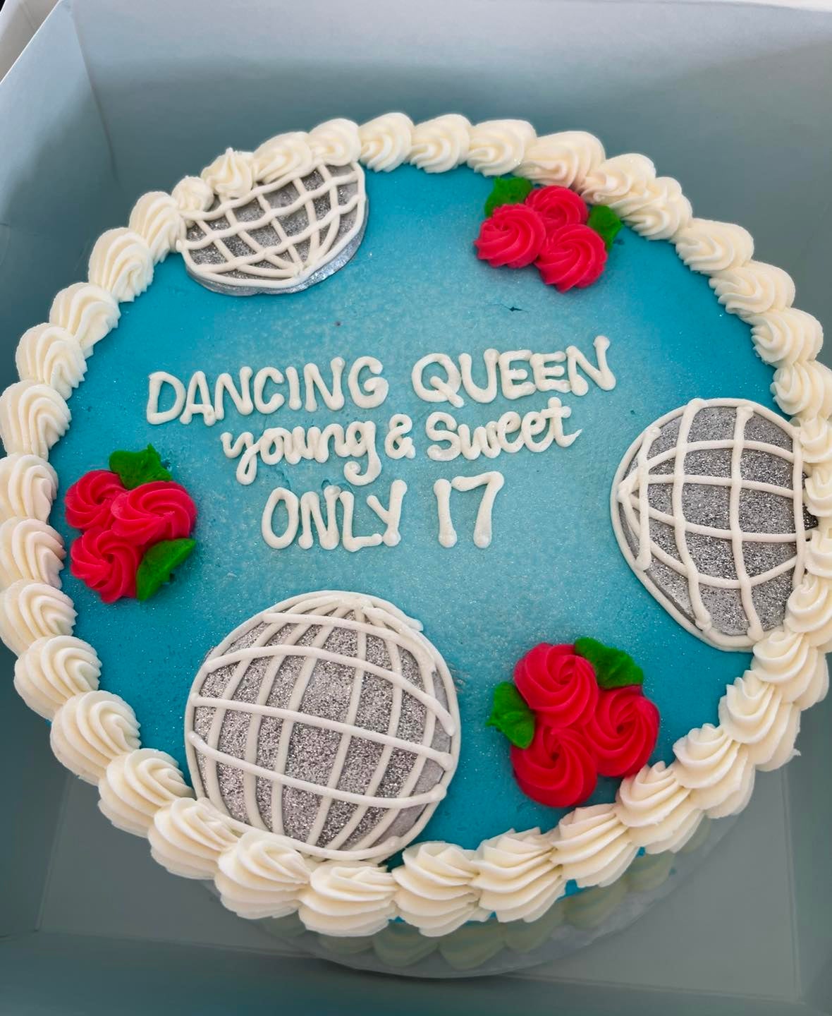 Disco Ball Cake | Sweets by Morgan