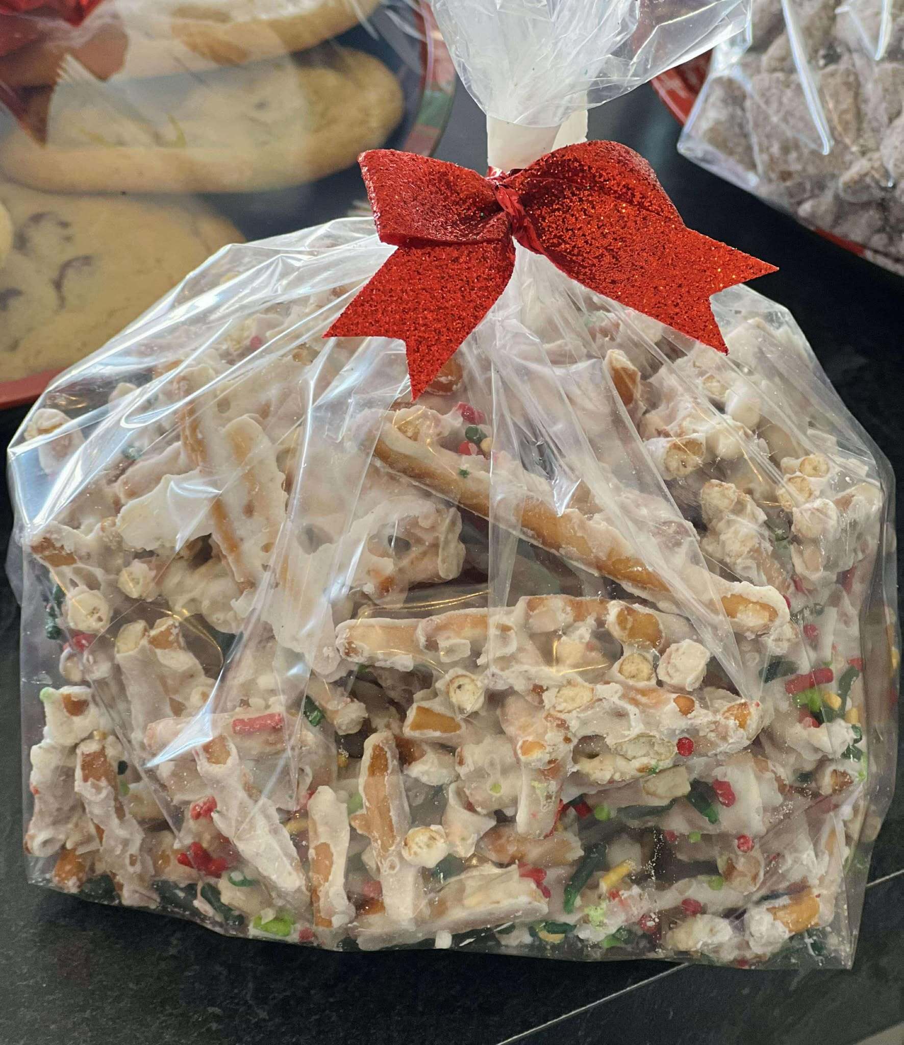 White chocolate pretzel candy | Sweets by Morgan